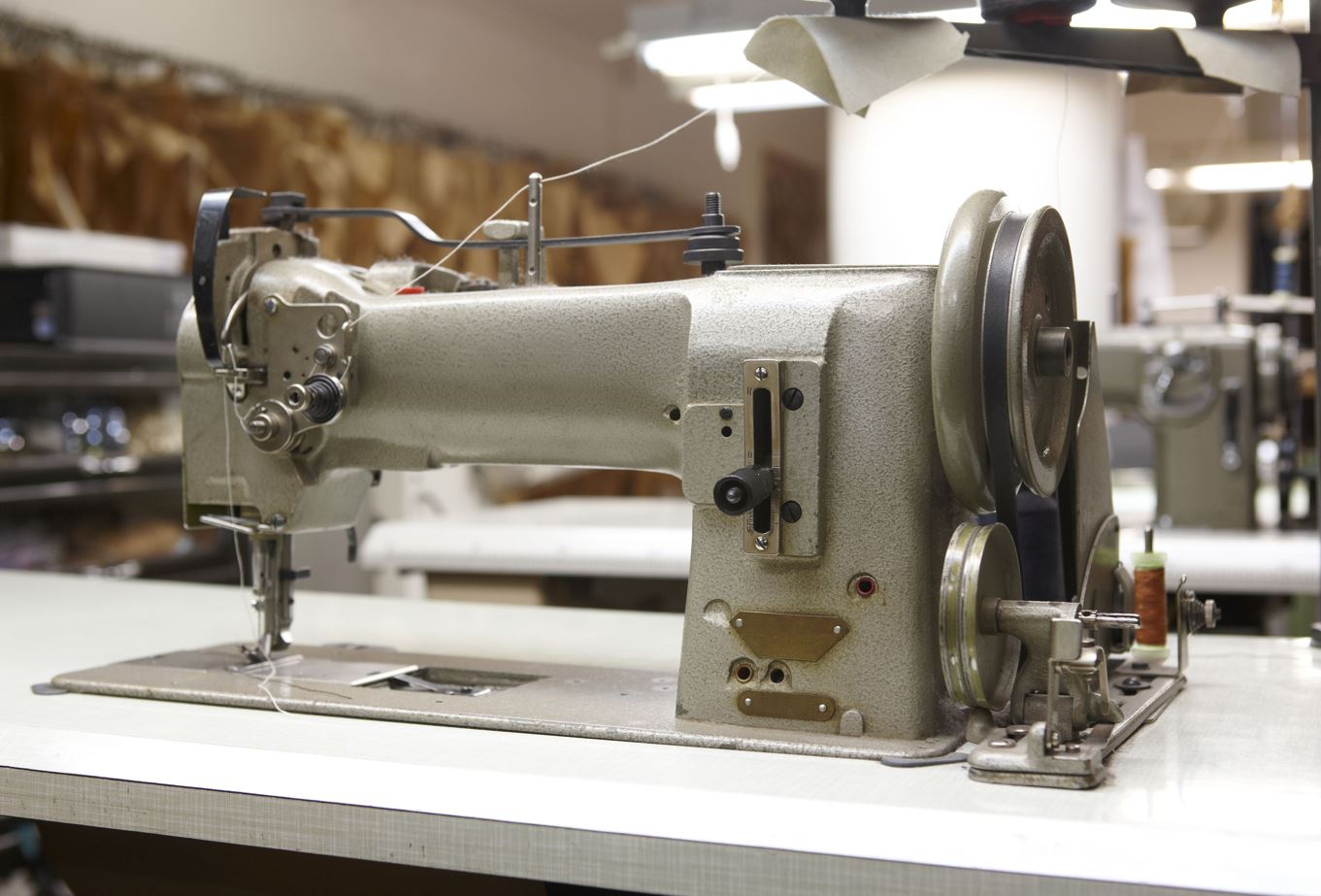 17 Different Types Of Sewing Machines And Their Uses